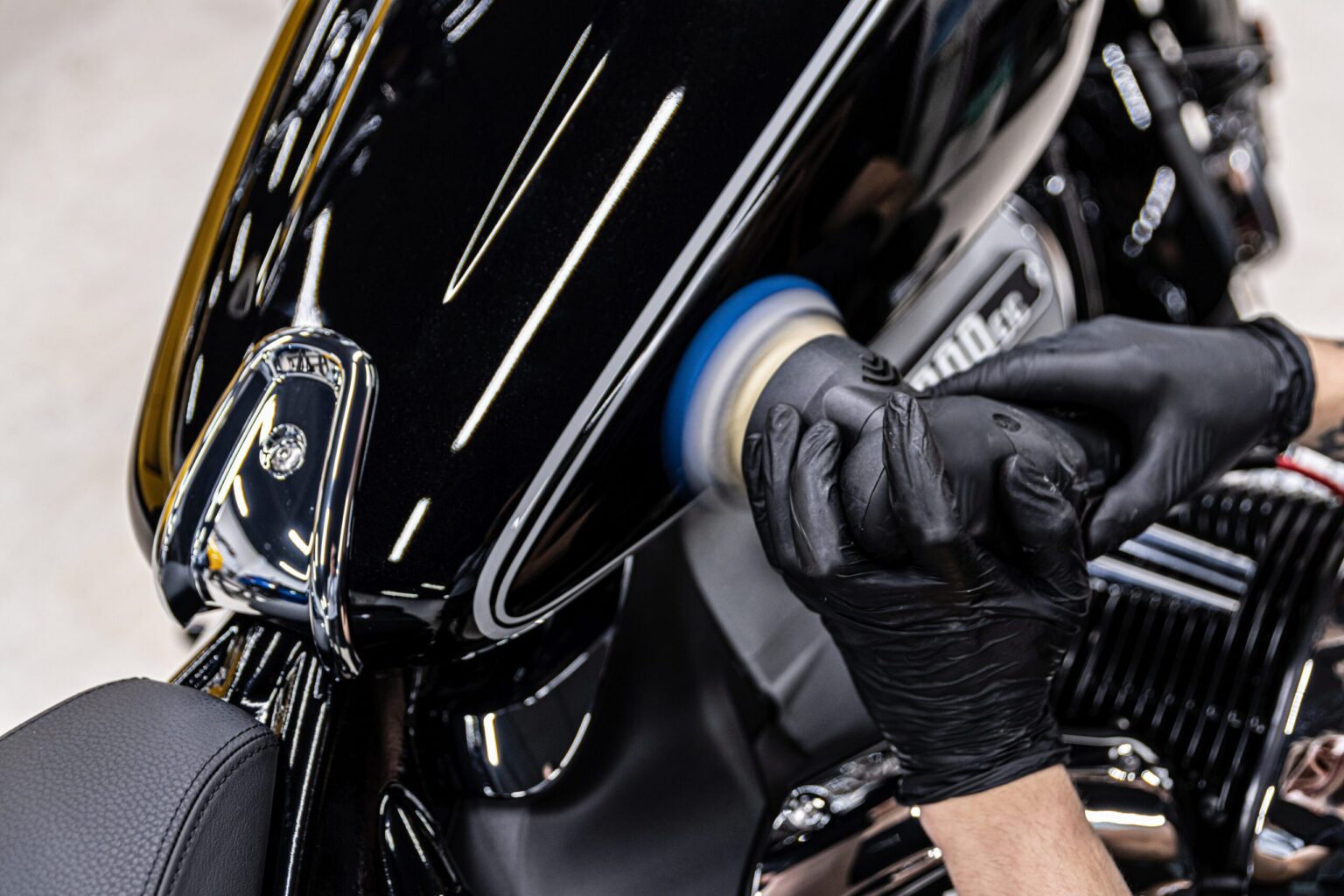 Hur du tvättar och rekondar din motorcykel - Carmee